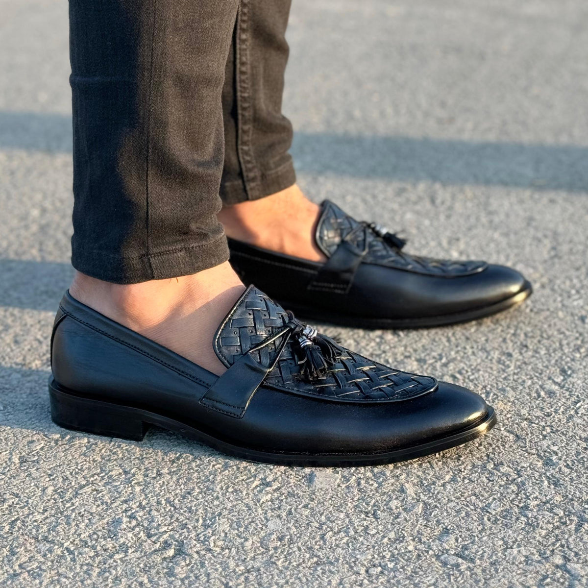 THE TICUS BLACK - 2569 – stepstudio